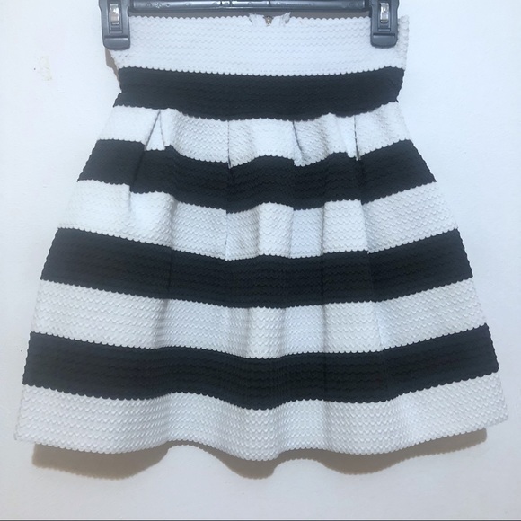 Neslay Designer | Skirts | Neslay Designer Circle Stripped Skirt Size ...